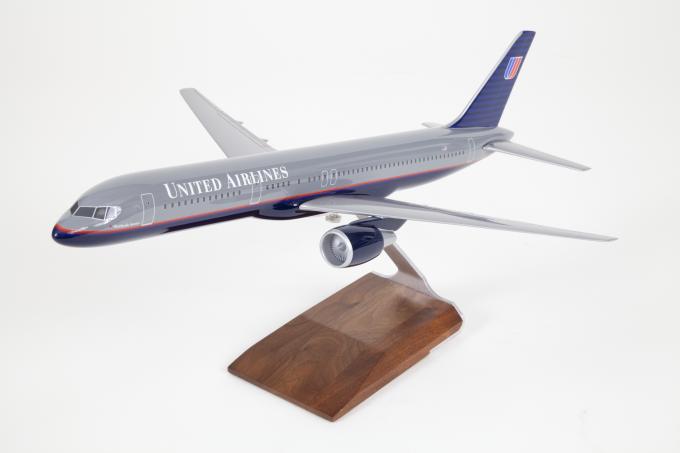 model aircraft: United Airlines, Boeing 757-500 | SFO Museum